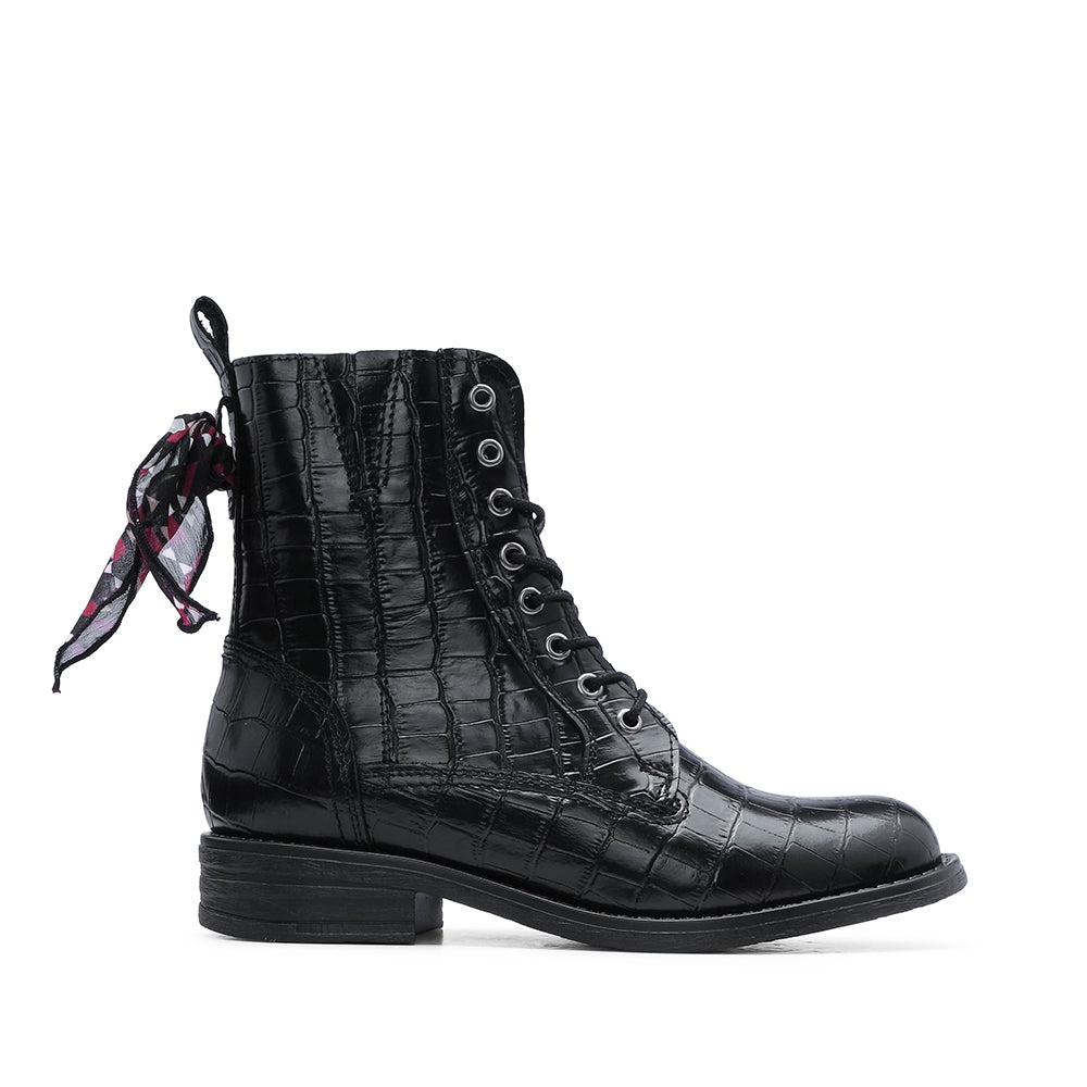 Women's Black Animal Print Flat Heel Ankle Boots – Manuel Alves